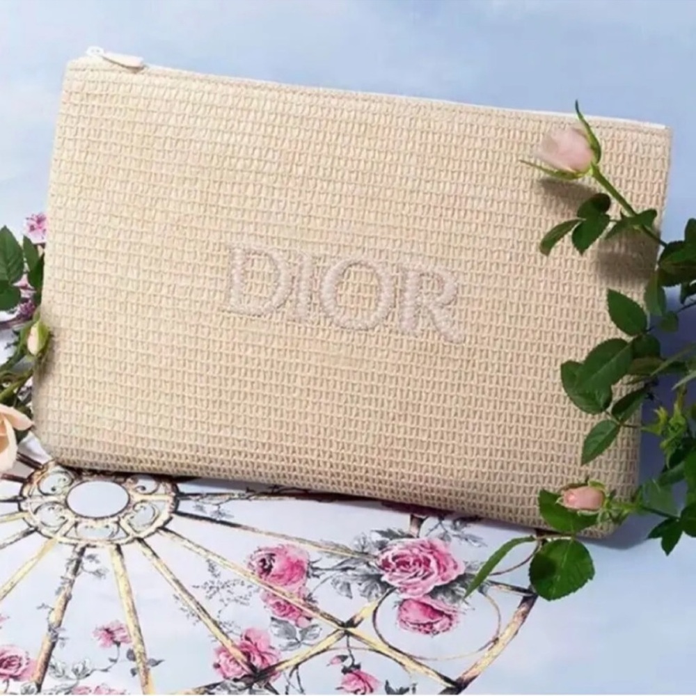 Dior Raffia Straw Pouch And Sauvage Sample - Gem